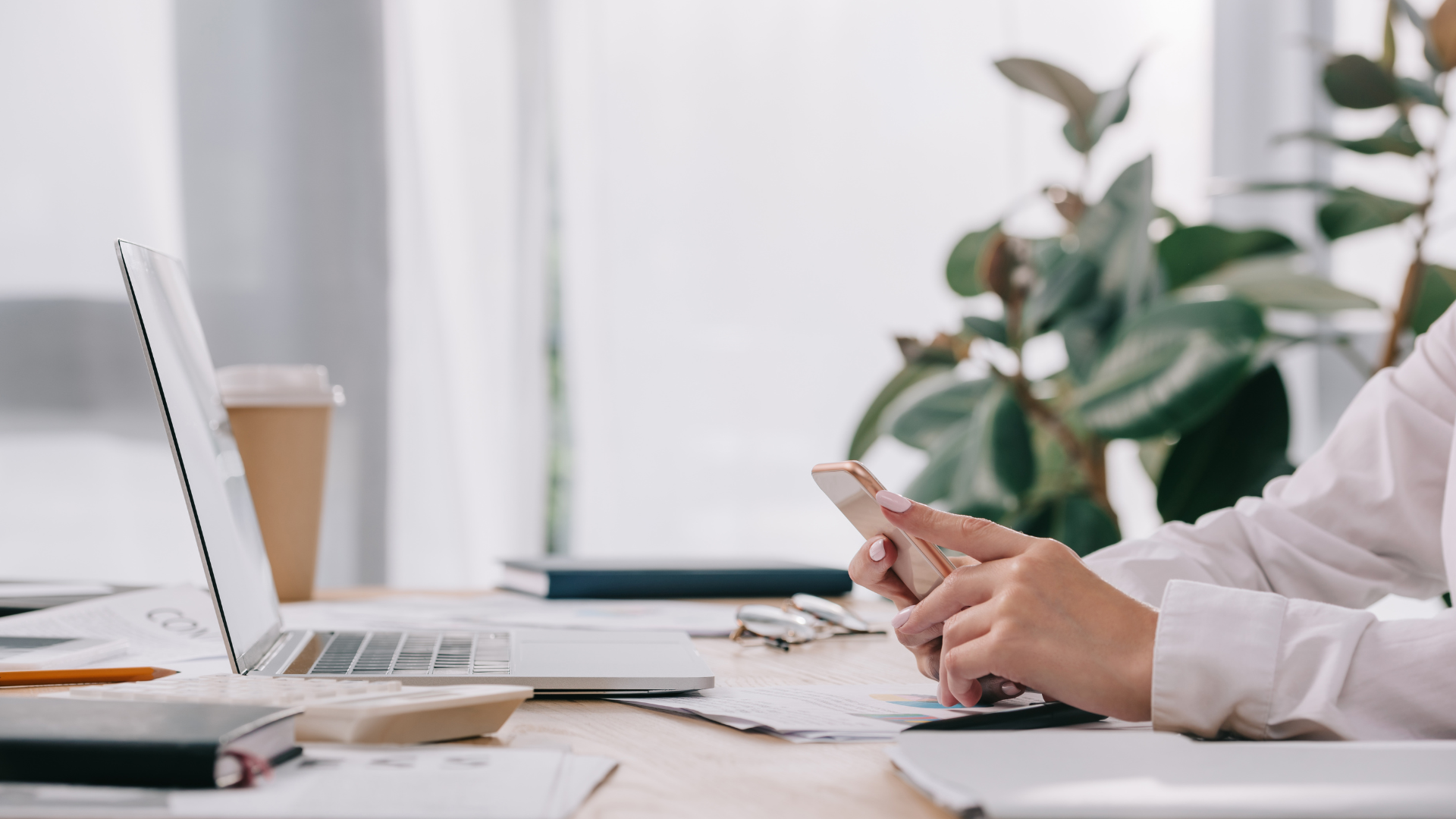 Why K-12 Schools Should Manage Student Enrollment Online - SchoolMint